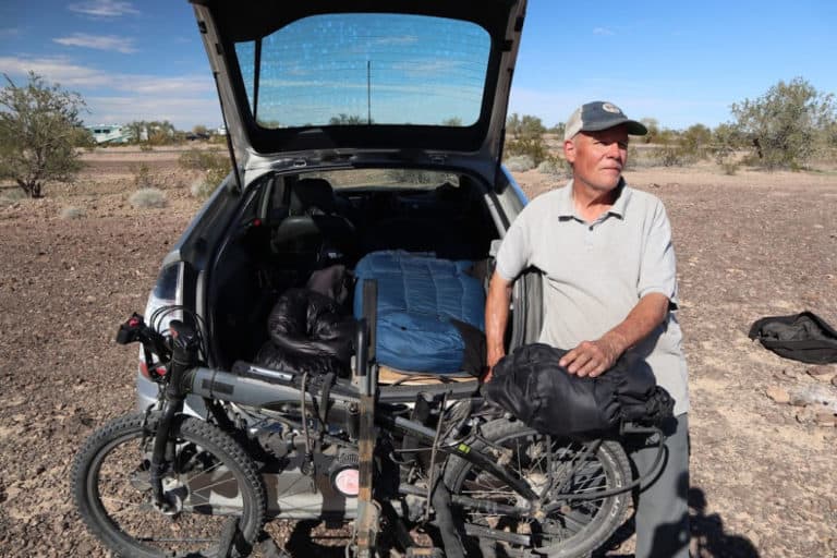 This man lives on $800 per month in a Prius - The Wayward Home