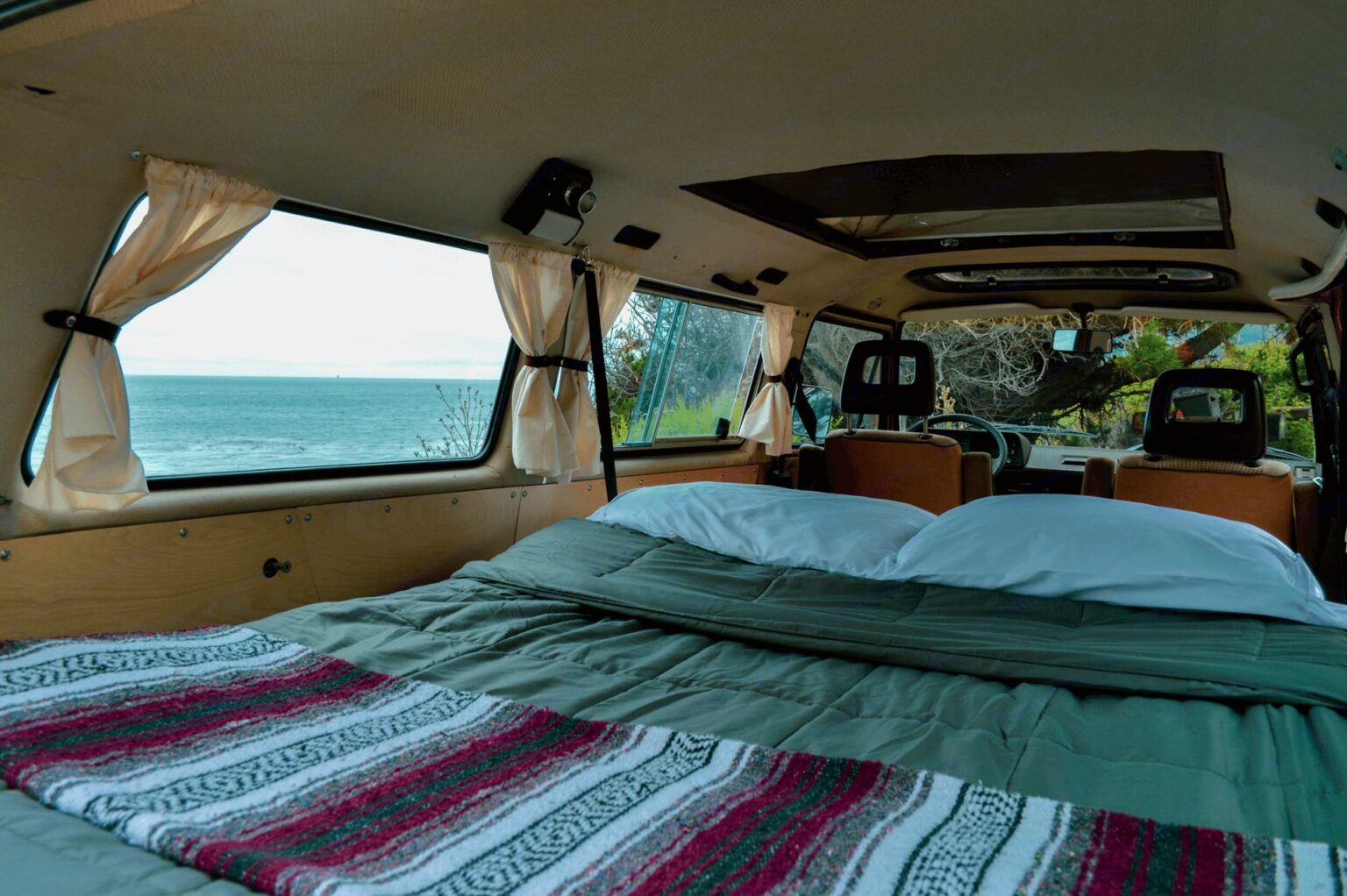 The Top 10 VW Bus Interiors: You'll Love These Vintages Vans - The ...
