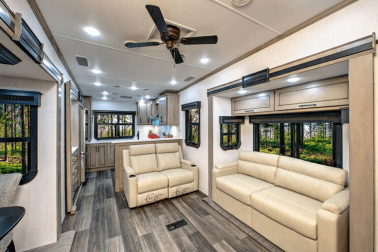The Best Rear Kitchen Fifth Wheels on the Market