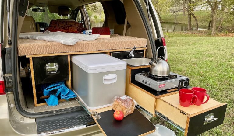 16 Simple Toyota Sienna Camper Conversion Ideas for Minivan Camping ...