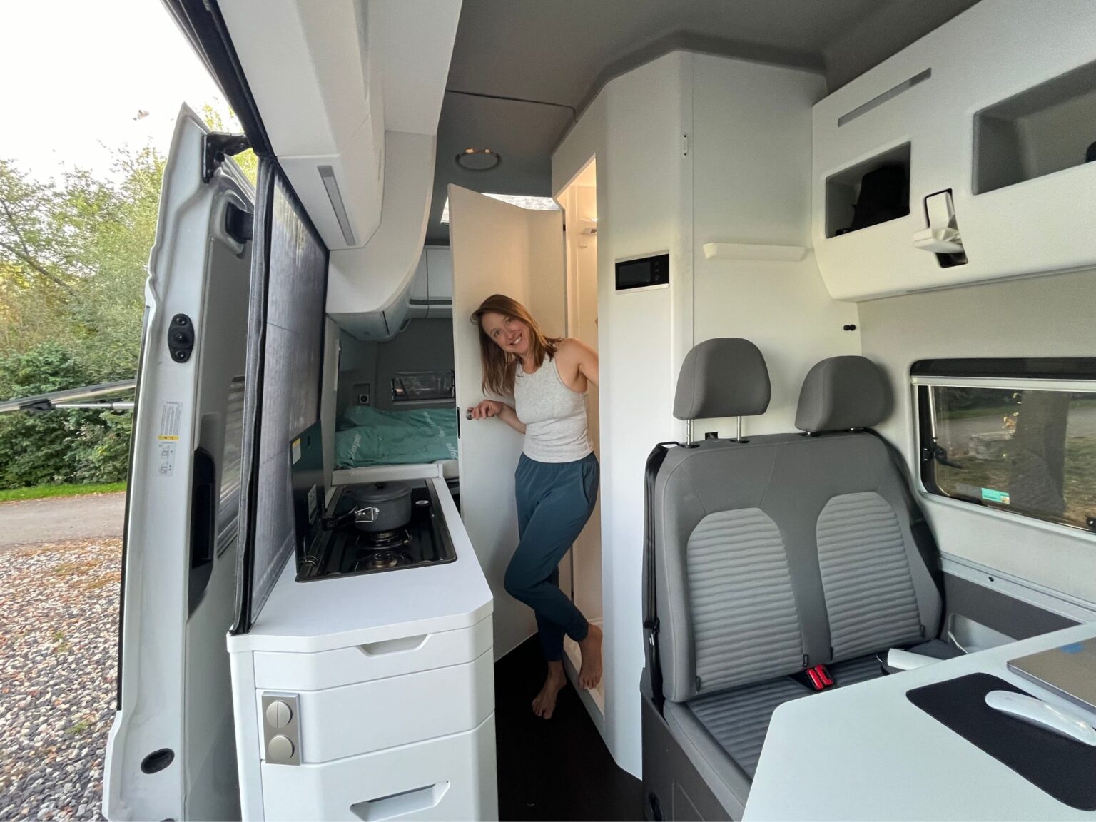 31 Camper Van Ideas For Van Life Inspiration (Build Your Dream Van ...