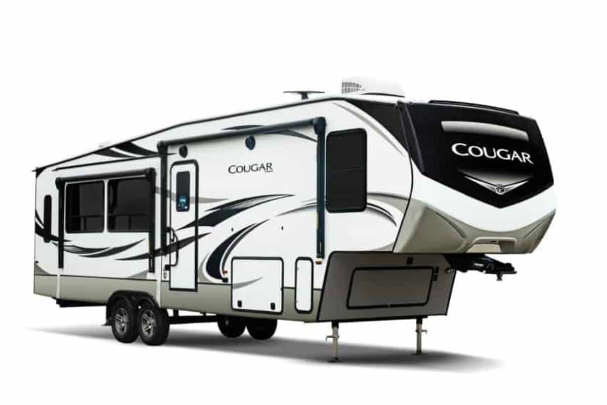 6 Spacious and Modern 5th Wheels for Full-Time Living