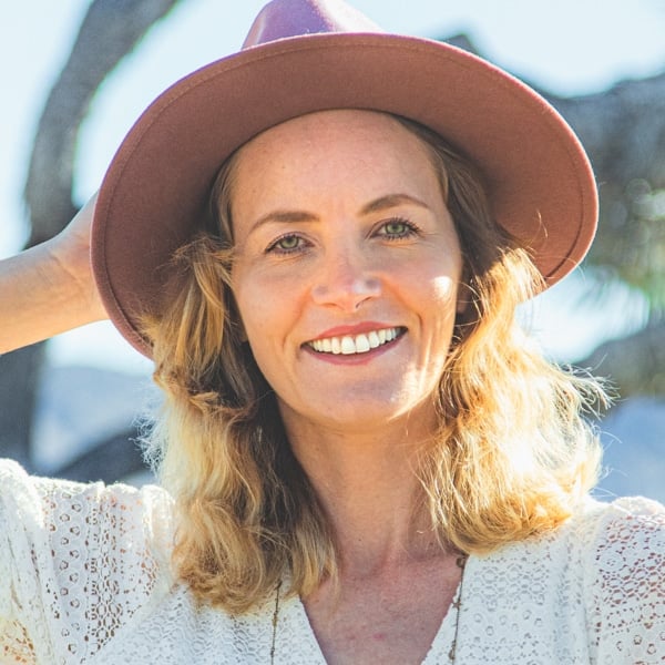 Anna Flik - The Wayward Home