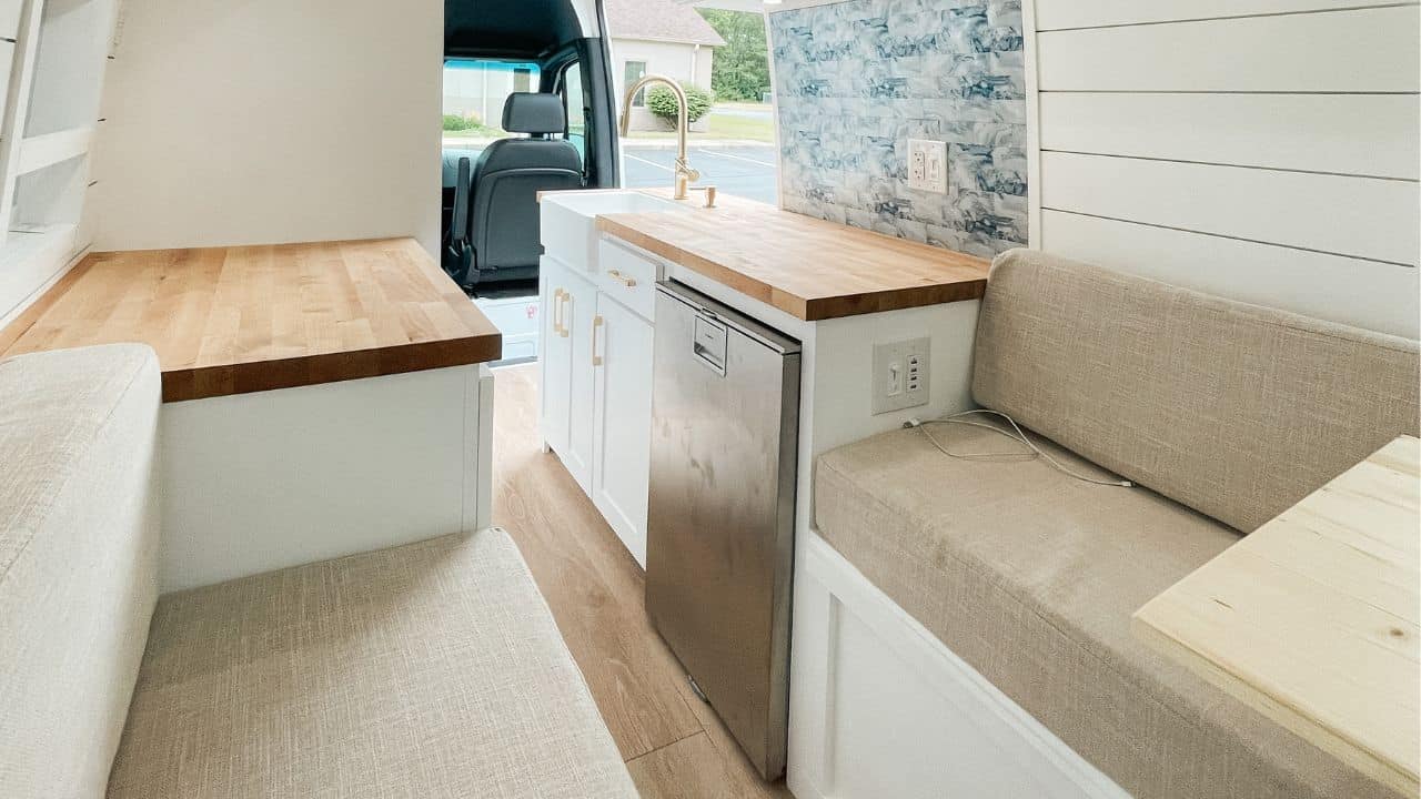 11 Ingenious Campervan Bed Ideas for Cozy Sleeping - The Wayward Home