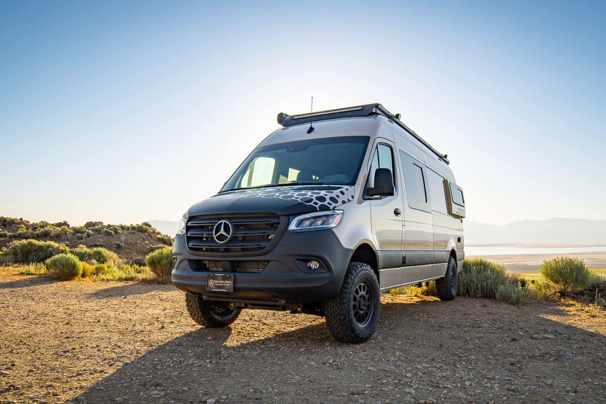 Off Highway Van Builds Functional But Cushy High-performance Off-Road ...