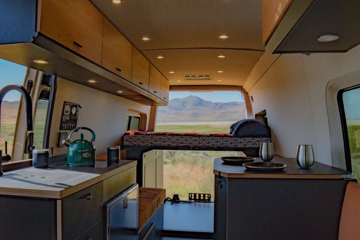 Off Highway Van Builds Functional But Cushy High-performance Off-Road ...