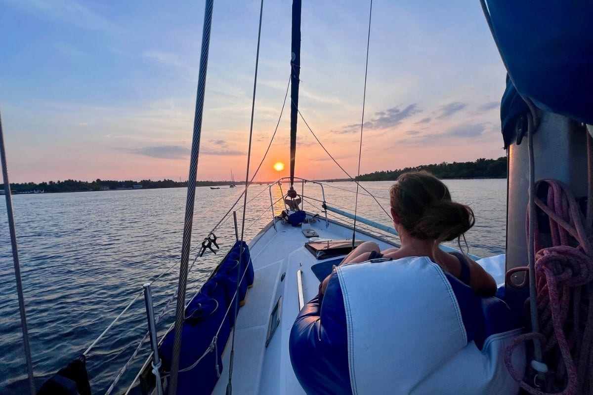 9 Things That Surprised Us When We Moved Aboard Our Sailboat Full-Time ...